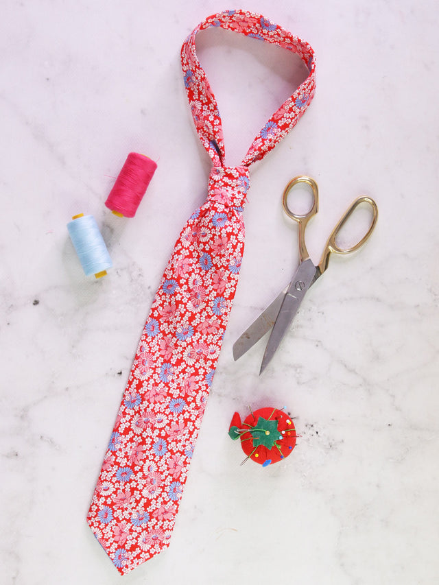 Men's Tie Sewing Pattern - Printable – TREASURIE