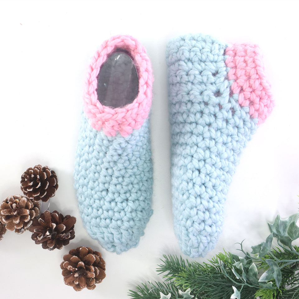 Crochet Chunky Slippers Pattern +VIDEO – TREASURIE